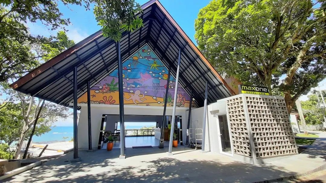 Best Hotels and Resorts in Anyer